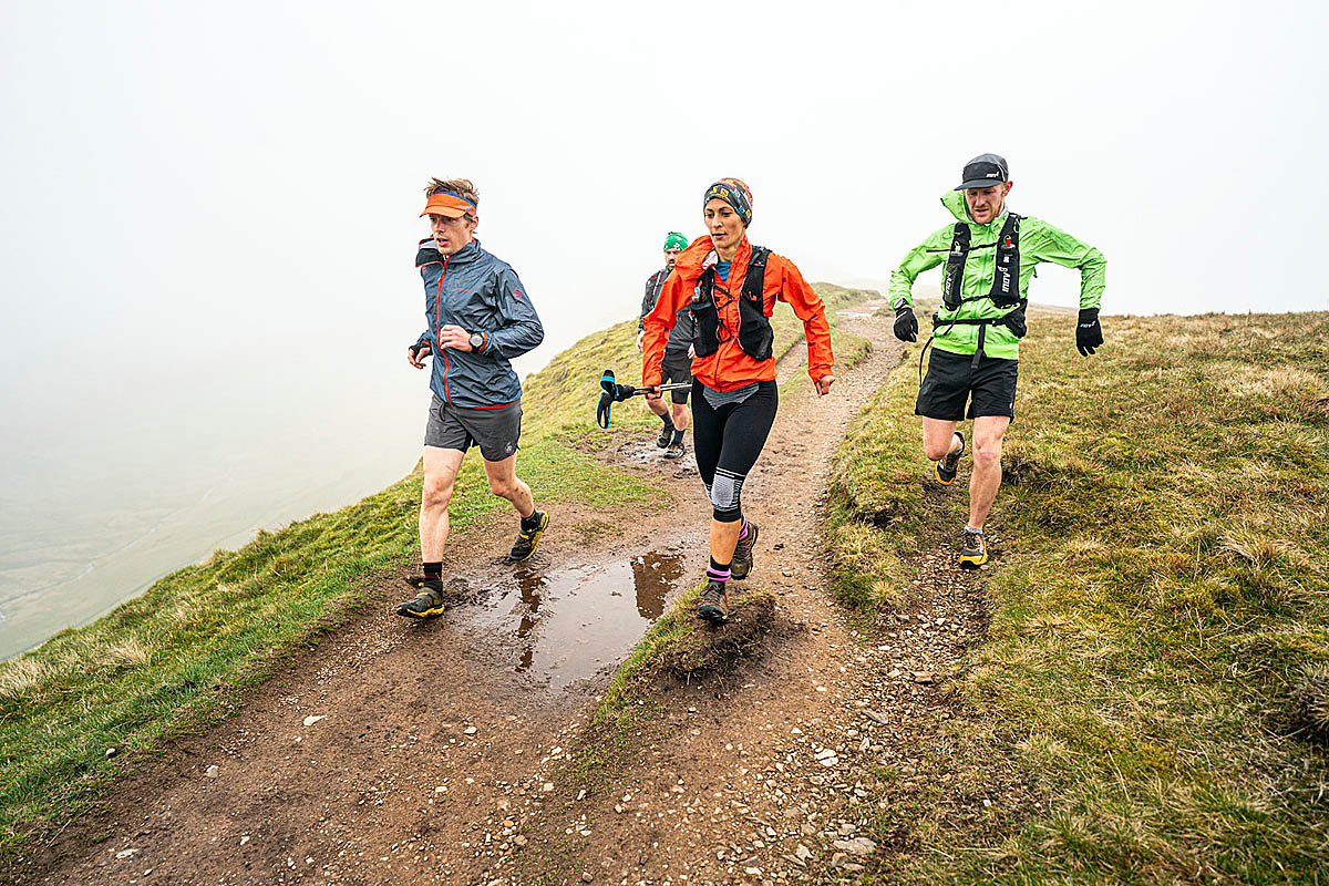 grough — Runner John Kelly sets new record for completing round of ...